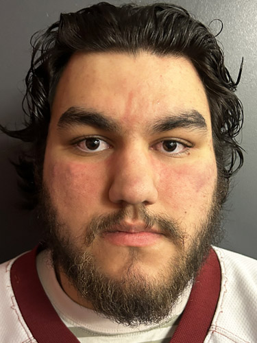 Logan Clarke - #20 Defenceman - Raiders Jr. Hockey Club - MMJHL