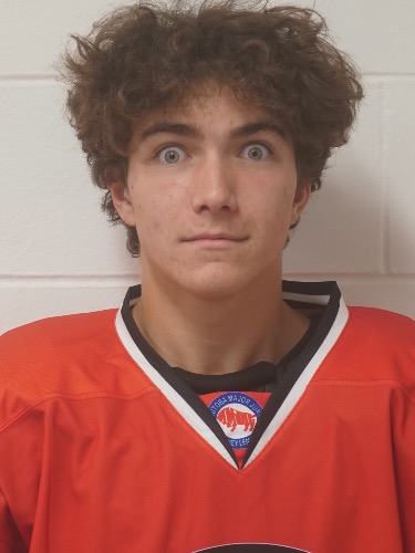 Elliott Lewis - #8 Forward - Charleswood Hawks - MMJHL